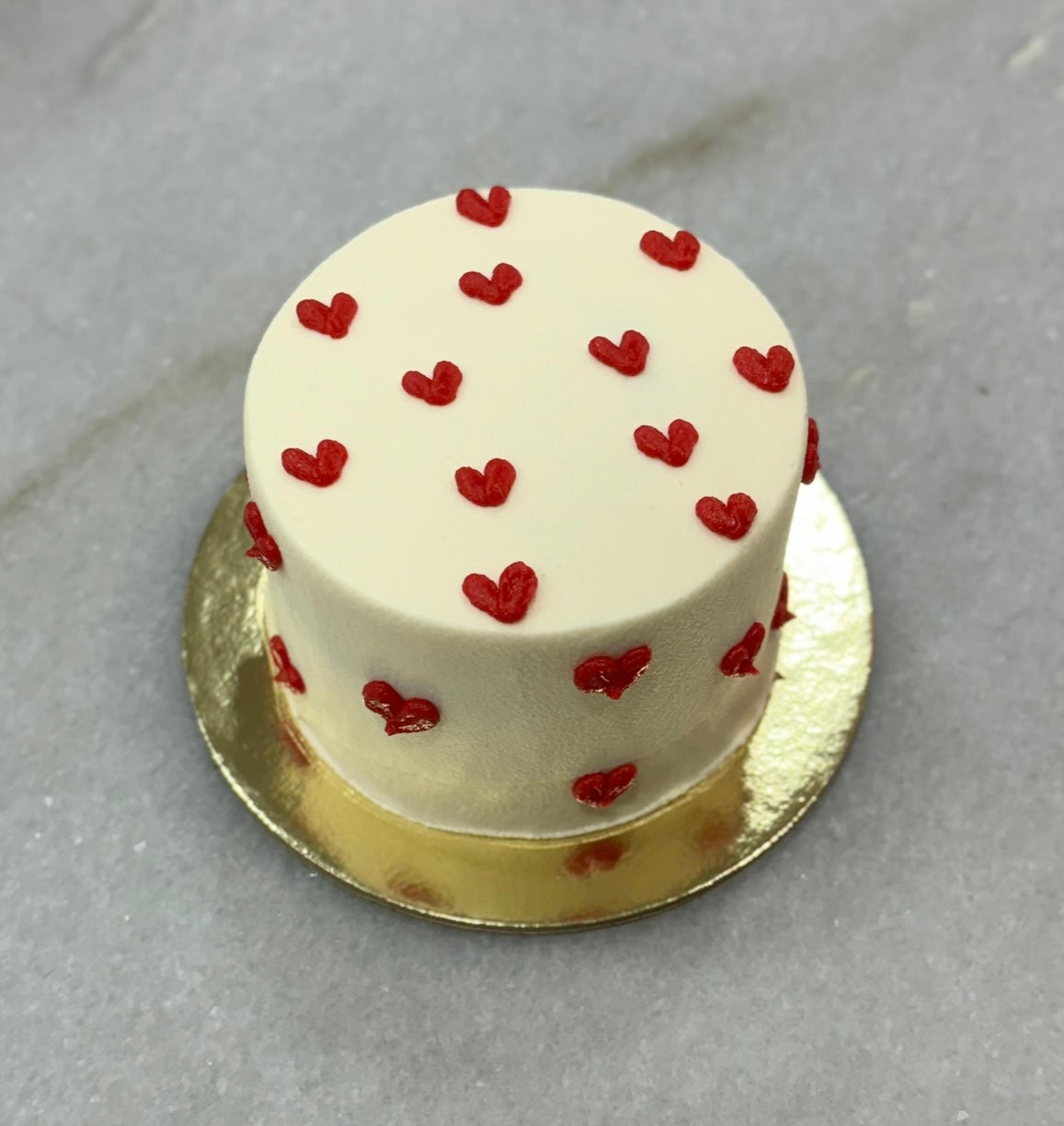 Mini Hearts Micro Cake – Essange